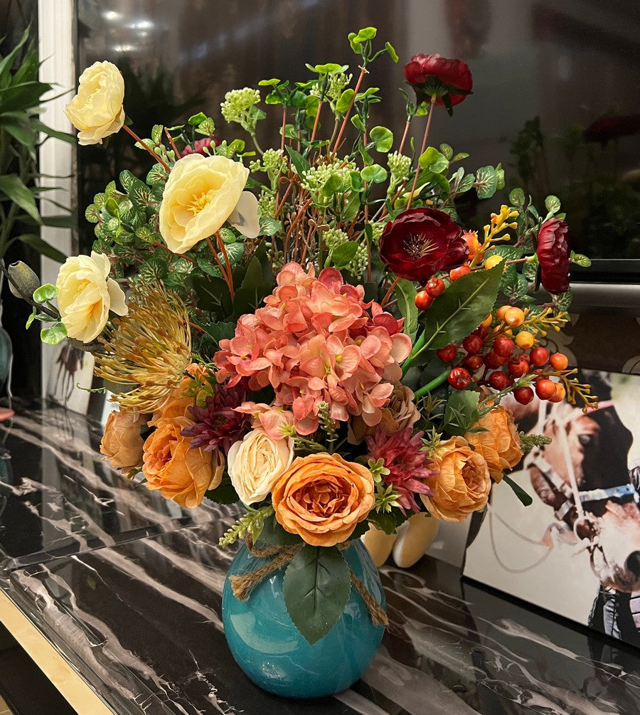 Modern Large Bunch of Flowers Arrangement Interior Design, Creative Ar ...